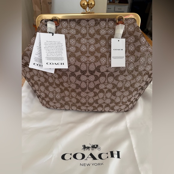 Coach | Bags | Large Kisslock Frame Bag In Crystalsignature Jacquard ...